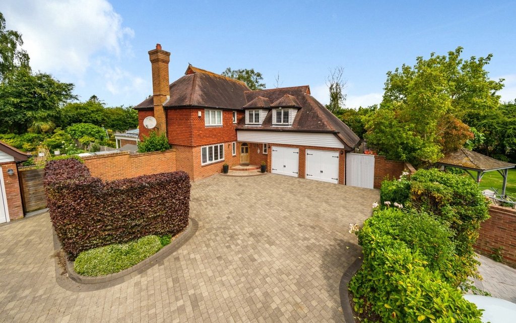 5 Bedroom house for sale in Brownings Orchard, Rodmersham ...